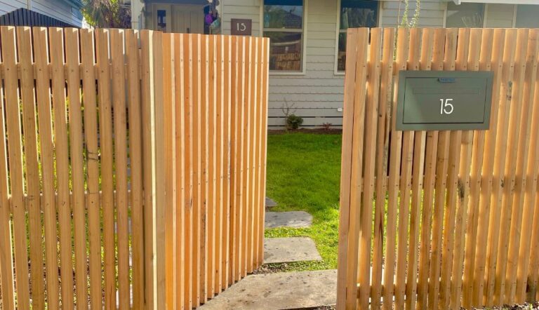 Swing Gates Melbourne | Automatic Driveway Gates - Pentagon