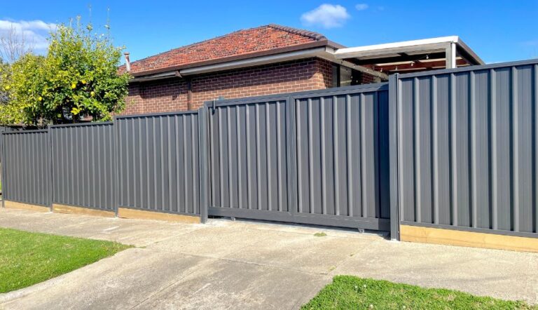 Trusted Fencing & Gates Contractor Melbourne VIC - Pentagon