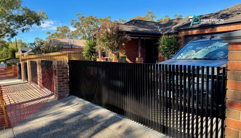 Aluminium Vertical Blade Fencing & Gates Installation Melbourne - Pentagon